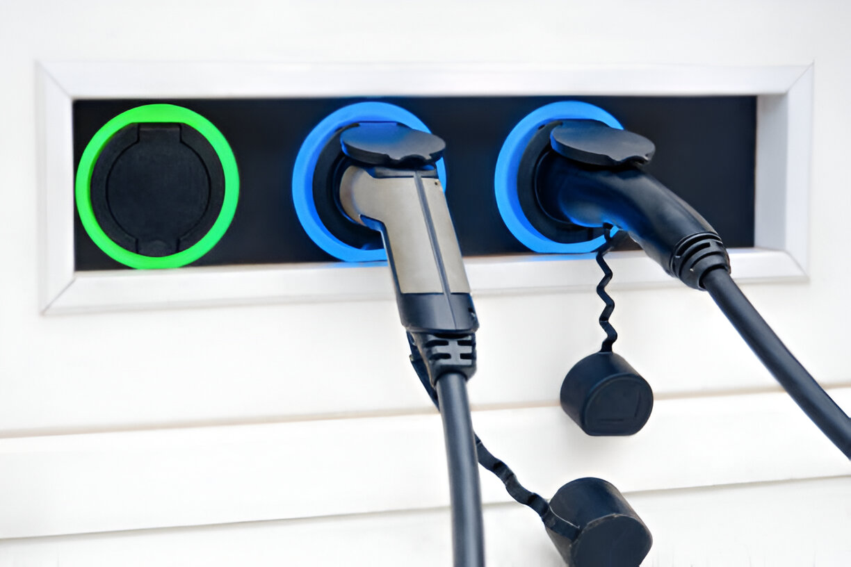 Level 2 EV Charging Guide: Benefits, Installation & Locations